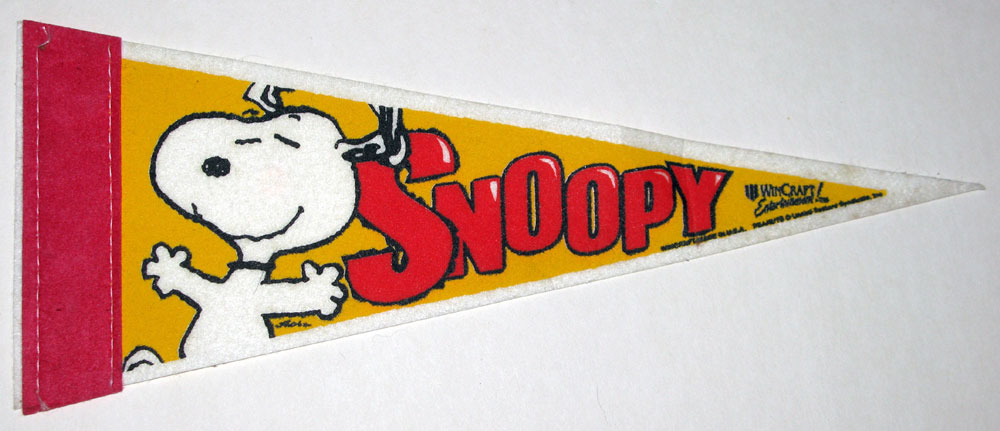 Peanuts & Snoopy Pennants | CollectPeanuts.com