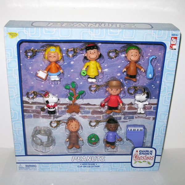 Peanuts Gang Mini Figure Clip On Ornament Collection - Shop ...