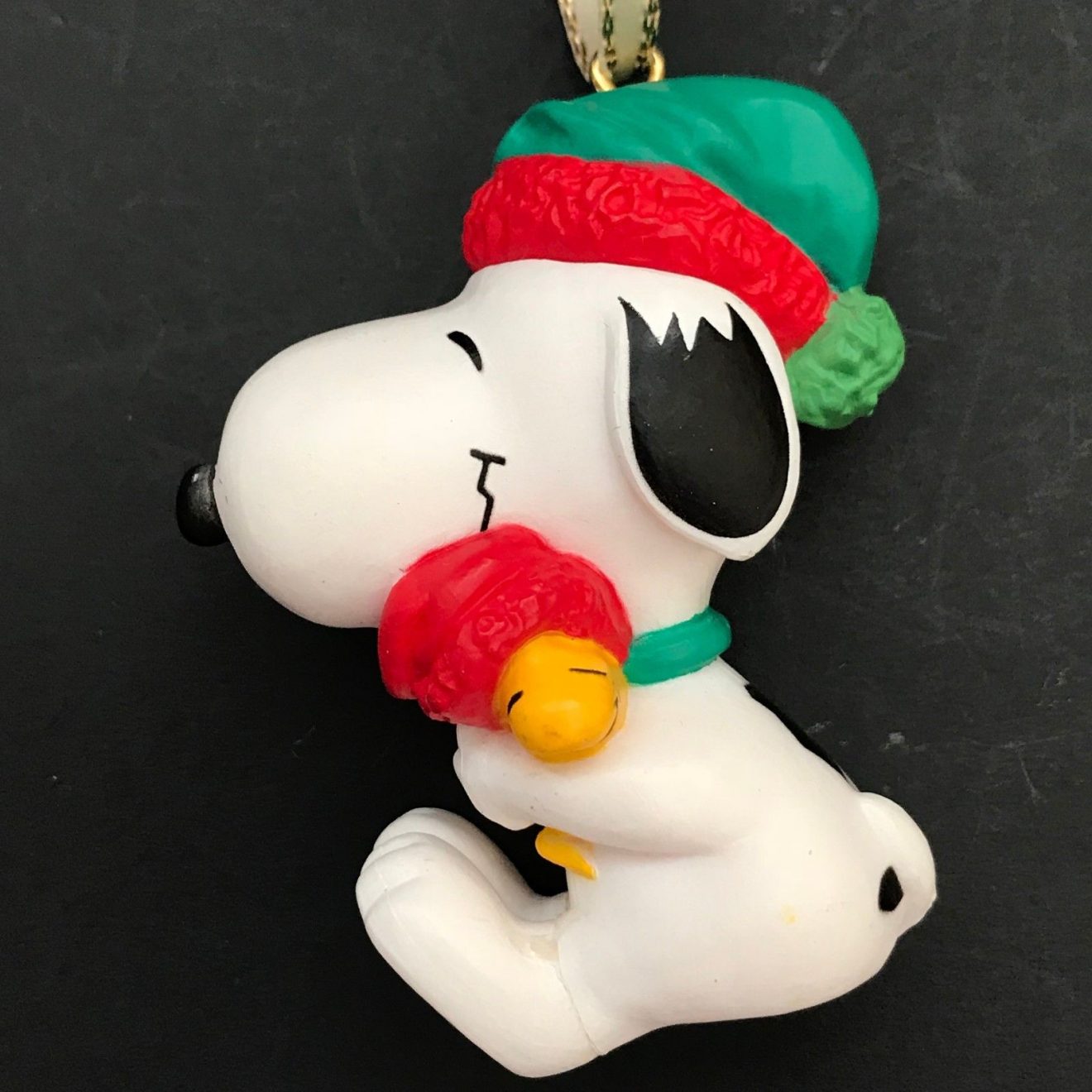 Charlie Brown Paratrooper Toy Figure - CollectPeanuts.com