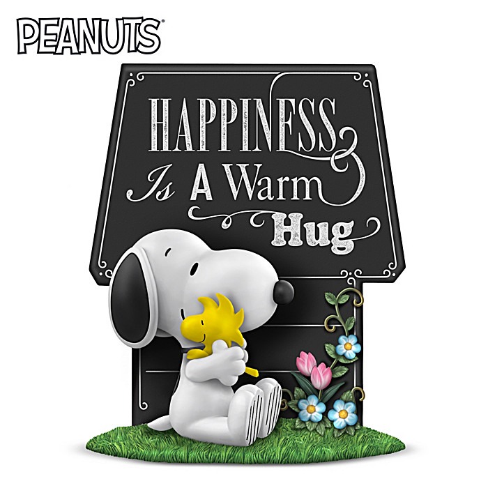 A Warm Snoopy Hug - CollectPeanuts.com