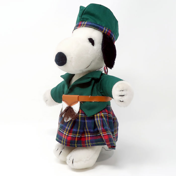 Snoopy's Wardrobe - Scottish Snoopy - CollectPeanuts.com