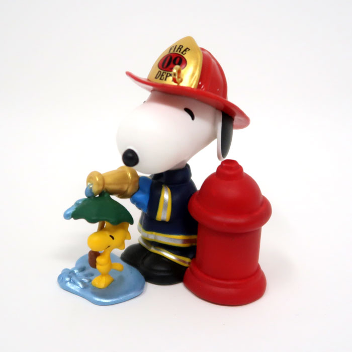 Firefighter Snoopy Ornament - ShopCollectPeanuts.com