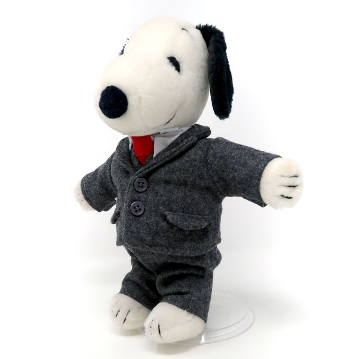 Snoopy's Wardrobe - Snoopy's Grey Flannel Suit - CollectPeanuts.com