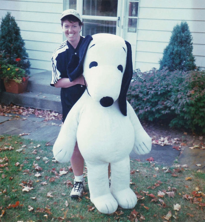 Everyone's got a giant Snoopy! - CollectPeanuts.com