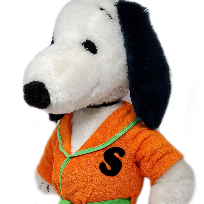 Snoopy's Wardrobe - Snoopy's Bathrobe - CollectPeanuts.com