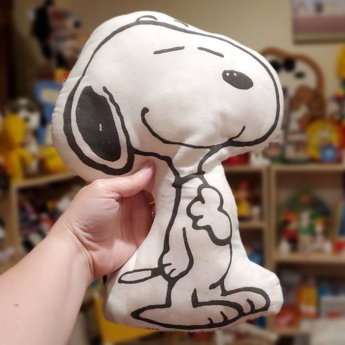 Snoopy Pillow Doll Mystery Solved - Video - CollectPeanuts.com