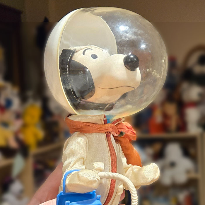 Peanuts Pocket Dolls and Astronaut Snoopy - CollectPeanuts.com
